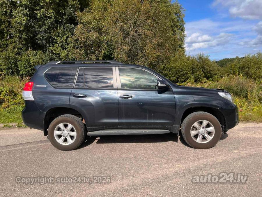 Toyota Land Cruiser 2011 Jehvi, ar dzinēja tilpumu 3.00 L un nobraukumu 218 tūkst. km par 19000 €, foto 8 vietnē AUTOMOTO.COM.LV