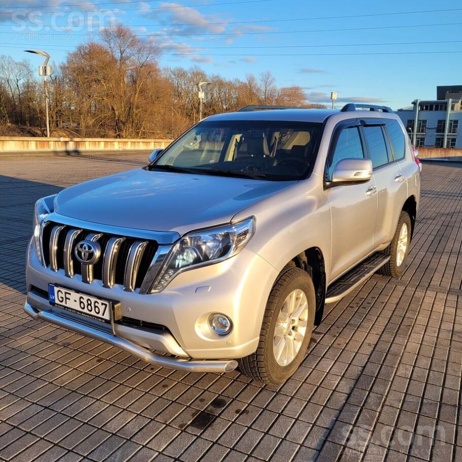 Toyota Land Cruiser 2014 Rīga, ar dzinēja tilpumu 3.00 L un nobraukumu 194 tūkst. km par 23500 €, foto 1 vietnē AUTOMOTO.COM.LV