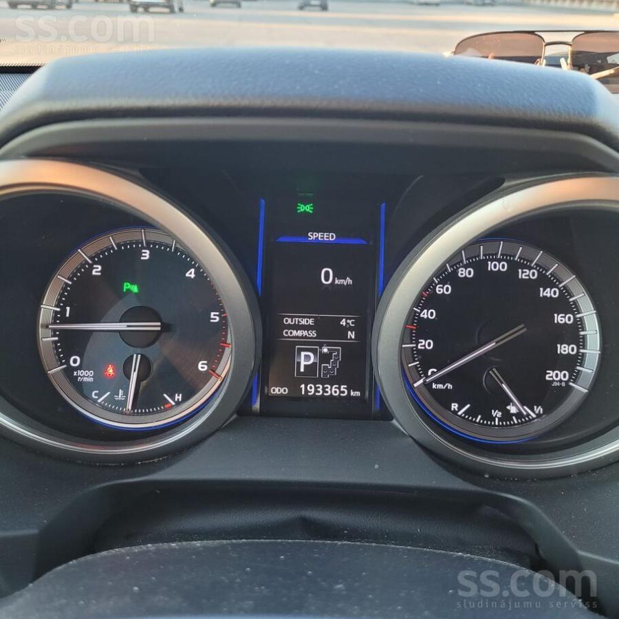 Toyota Land Cruiser 2014 Rīga, ar dzinēja tilpumu 3.00 L un nobraukumu 194 tūkst. km par 23500 €, foto 7 vietnē AUTOMOTO.COM.LV