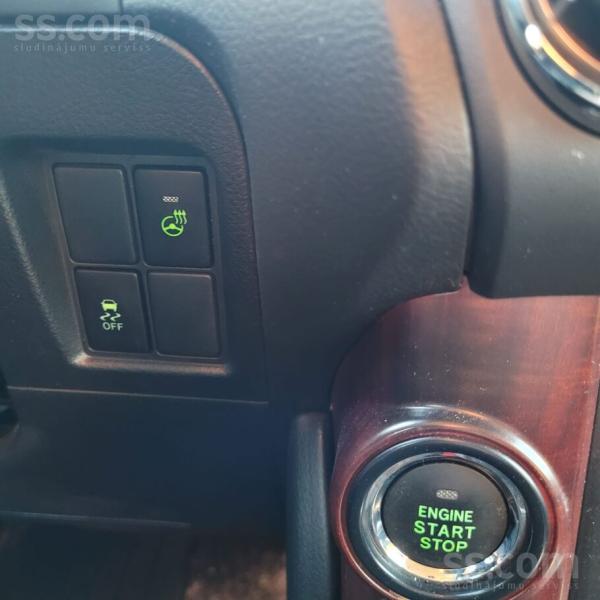 Toyota Land Cruiser 2014 Rīga, ar dzinēja tilpumu 3.00 L un nobraukumu 194 tūkst. km par 23500 €, foto 9 vietnē AUTOMOTO.COM.LV