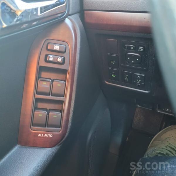 Toyota Land Cruiser 2014 Rīga, ar dzinēja tilpumu 3.00 L un nobraukumu 194 tūkst. km par 23500 €, foto 10 vietnē AUTOMOTO.COM.LV