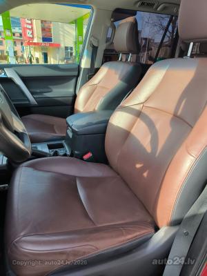 Toyota Land Cruiser 2016 in Tallinn, with an engine capacity of 2.80 L and mileage of 125 thousand km for 45000 €, photo 8 on AUTOMOTO.COM.LV