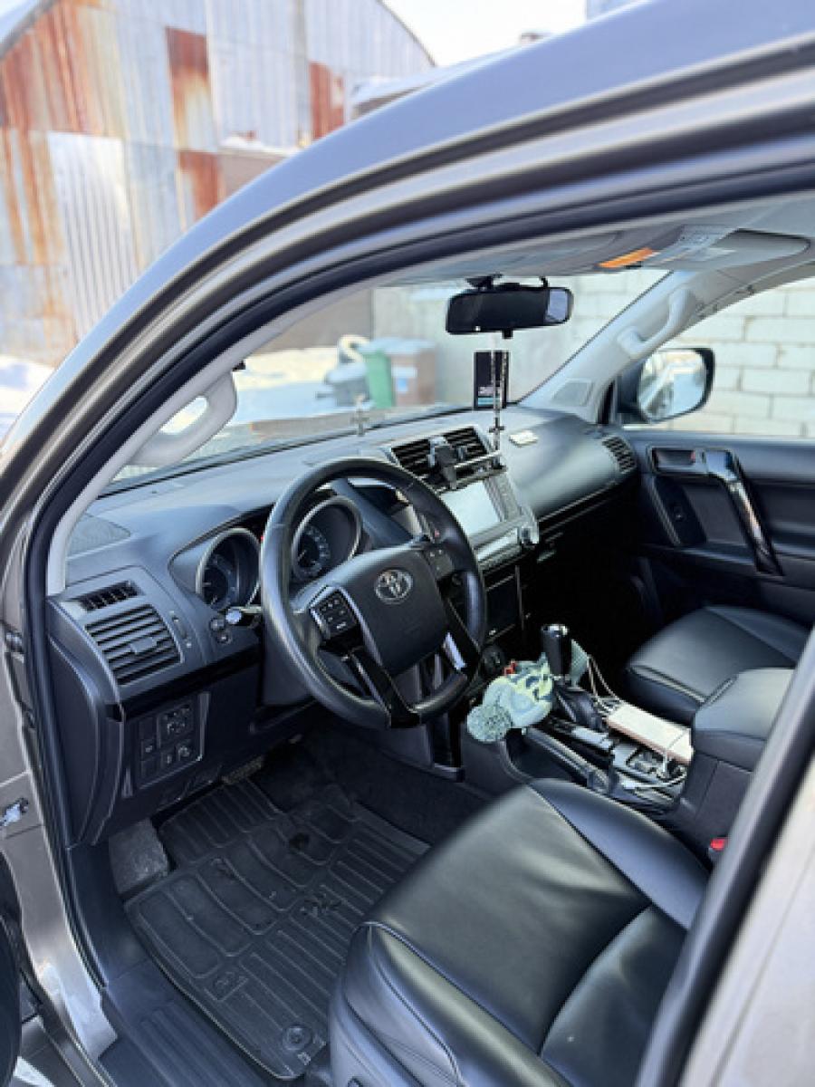 Toyota Land Cruiser 2016 Jehvi, ar dzinēja tilpumu 2.80 L un nobraukumu 162 tūkst. km par 31000 €, foto 8 vietnē AUTOMOTO.COM.LV