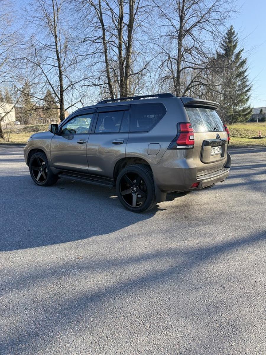 Toyota Land Cruiser 2016 Jehvi, ar dzinēja tilpumu 2.80 L un nobraukumu 162 tūkst. km par 31000 €, foto 12 vietnē AUTOMOTO.COM.LV
