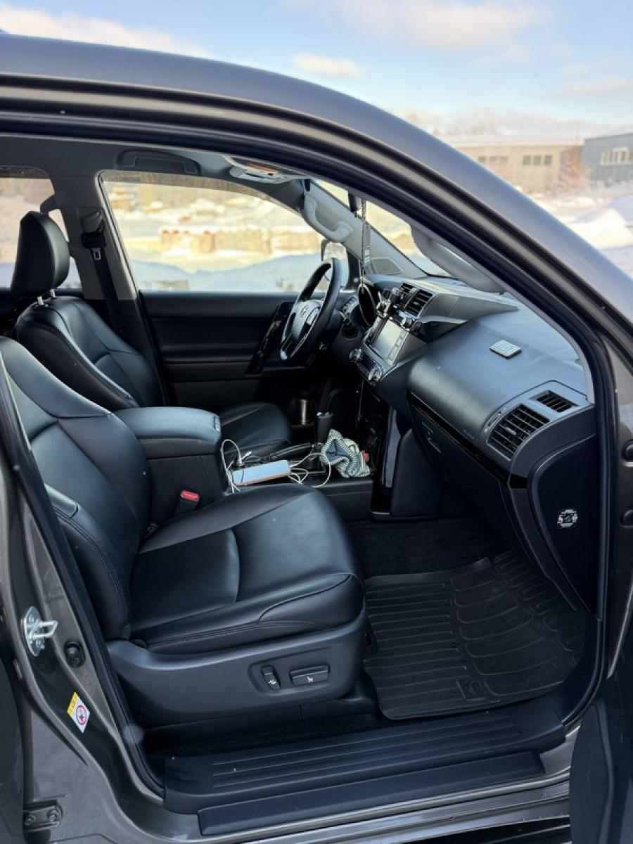 Toyota Land Cruiser 2016 Jehvi, ar dzinēja tilpumu 2.80 L un nobraukumu 162 tūkst. km par 31000 €, foto 13 vietnē AUTOMOTO.COM.LV