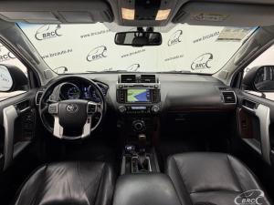 Toyota Land Cruiser 2016 in Vilnius, with an engine capacity of 2.76 L and mileage of 227 thousand km for 27000 €, photo 4 on AUTOMOTO.COM.LV