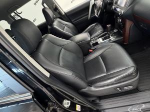 Toyota Land Cruiser 2016 in Vilnius, with an engine capacity of 2.76 L and mileage of 227 thousand km for 27000 €, photo 6 on AUTOMOTO.COM.LV