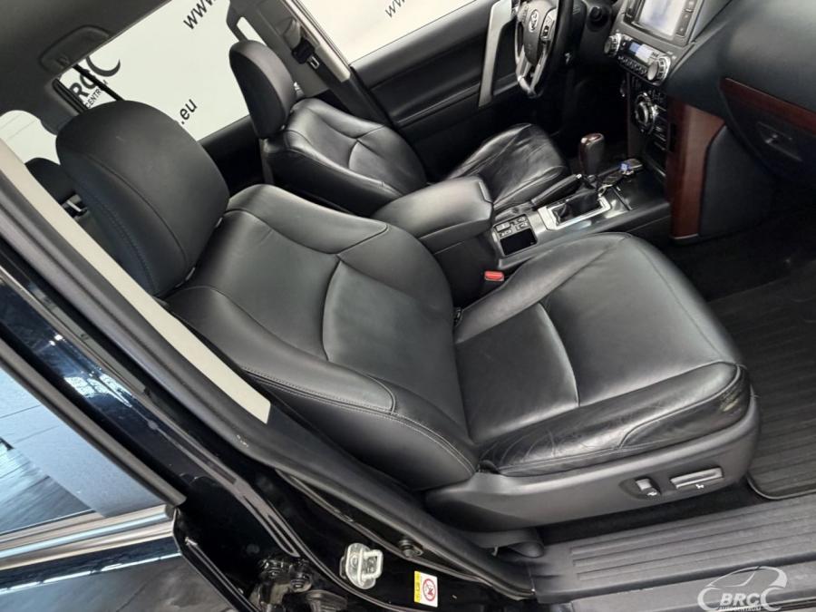 Toyota Land Cruiser 2016 Viļņa, ar dzinēja tilpumu 2.76 L un nobraukumu 227 tūkst. km par 27000 €, foto 6 vietnē AUTOMOTO.COM.LV