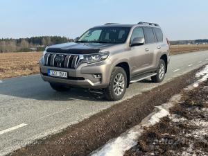 Toyota Land Cruiser 2017 Tallina, ar dzinēja tilpumu 2.80 L un nobraukumu 161 tūkst. km par 38000 €, foto  vietnē AUTOMOTO.COM.LV