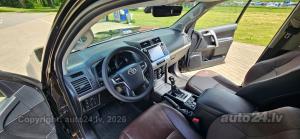 Toyota Land Cruiser 2018 Tartu, ar dzinēja tilpumu 2.80 L un nobraukumu 187 tūkst. km par 42000 €, foto 8 vietnē AUTOMOTO.COM.LV