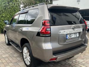 Toyota Land Cruiser 2018 Rīga, ar dzinēja tilpumu 2.80 L un nobraukumu 109 tūkst. km par 44500 €, foto 4 vietnē AUTOMOTO.COM.LV