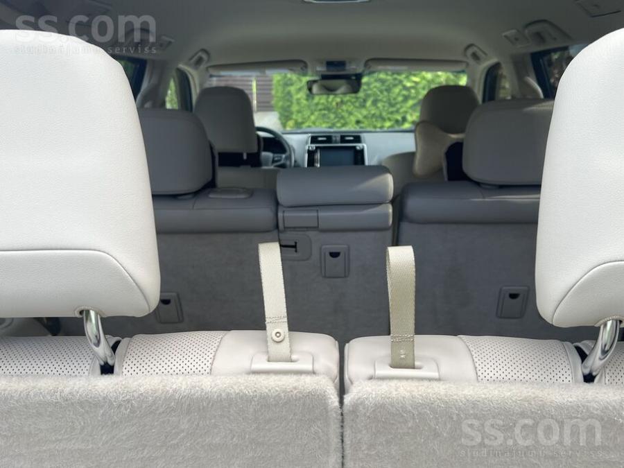 Toyota Land Cruiser 2018 Rīga, ar dzinēja tilpumu 2.80 L un nobraukumu 109 tūkst. km par 44500 €, foto 10 vietnē AUTOMOTO.COM.LV
