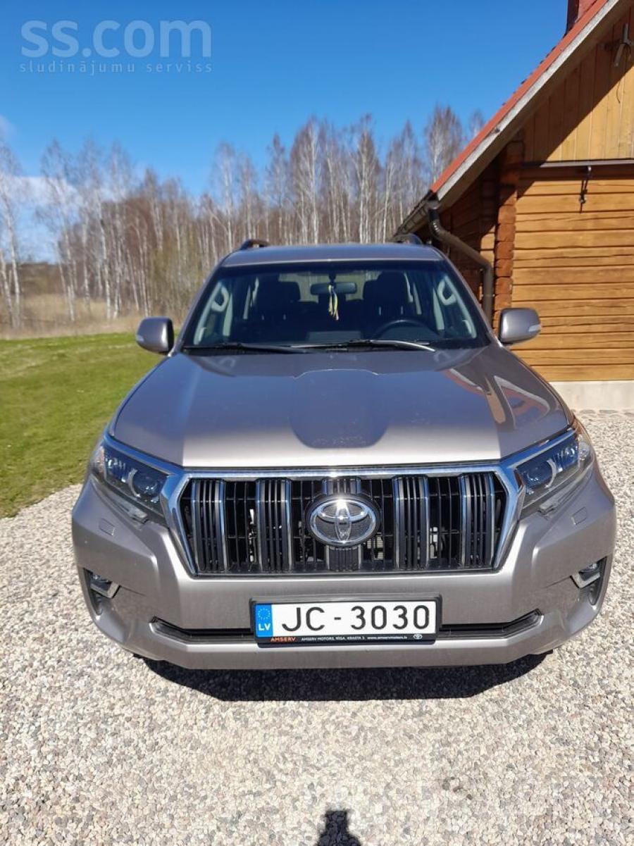 Тойота Ленд Крузер 2019 в Рига, объемом двигателя 2.80 л и пробегом 229 тыс. км за 36500 €, фото 8 на AUTOMOTO.COM.LV
