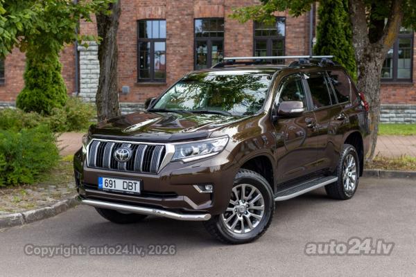 Toyota Land Cruiser 2019 Tallina, ar dzinēja tilpumu 2.80 L un nobraukumu 8 tūkst. km par 59900 €, foto 5 vietnē AUTOMOTO.COM.LV