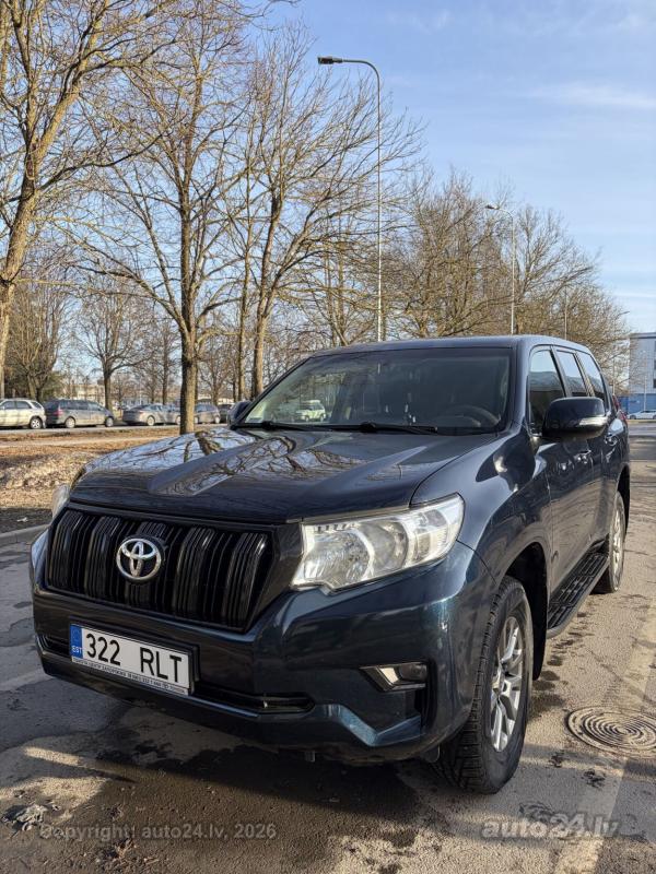 Toyota Land Cruiser 2020 in Tallinn, with an engine capacity of 2.80 L and mileage of 145 thousand km for 39900 €, photo 6 on AUTOMOTO.COM.LV