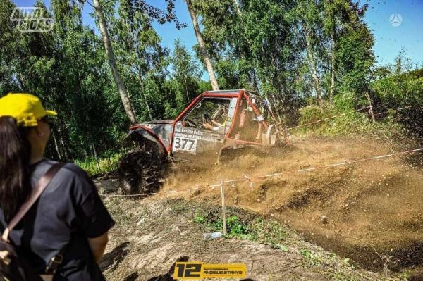 Toyota Land Cruiser 2020 Utena, ar dzinēja tilpumu 3.00 L un nobraukumu 100 tūkst. km par 13500 €, foto 10 vietnē AUTOMOTO.COM.LV