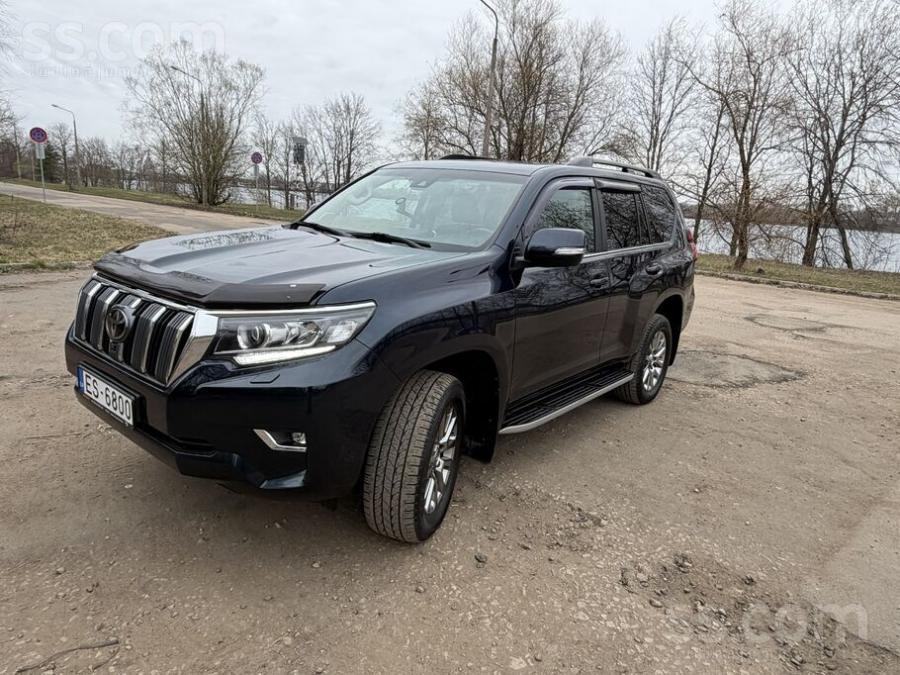 Тойота Ленд Крузер 2021 в Рига, объемом двигателя 2.80 л и пробегом 180 тыс. км за 48500 €, фото 4 на AUTOMOTO.COM.LV