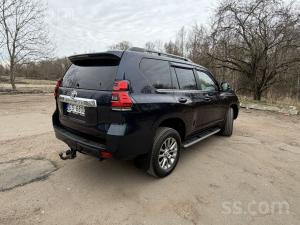 Тойота Ленд Крузер 2021 в Рига, объемом двигателя 2.80 л и пробегом 180 тыс. км за 48500 €, фото 5 на AUTOMOTO.COM.LV