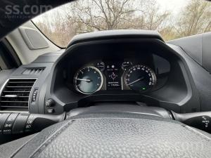 Тойота Ленд Крузер 2021 в Рига, объемом двигателя 2.80 л и пробегом 180 тыс. км за 48500 €, фото 8 на AUTOMOTO.COM.LV