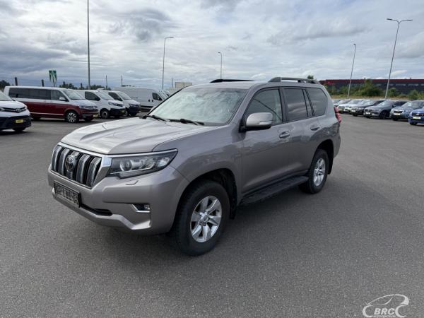 Toyota Land Cruiser 2021 in Vilnius, with an engine capacity of 2.76 L and mileage of 158 thousand km for 39900 €, photo 1 on AUTOMOTO.COM.LV
