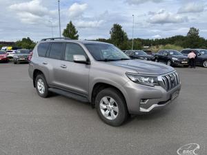 Toyota Land Cruiser 2021 in Vilnius, with an engine capacity of 2.76 L and mileage of 158 thousand km for 39900 €, photo 4 on AUTOMOTO.COM.LV