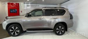 Toyota Land Cruiser 2022 Jēkabpils, ar dzinēja tilpumu 2.80 L un nobraukumu 55 tūkst. km par 52990 €, foto 2 vietnē AUTOMOTO.COM.LV