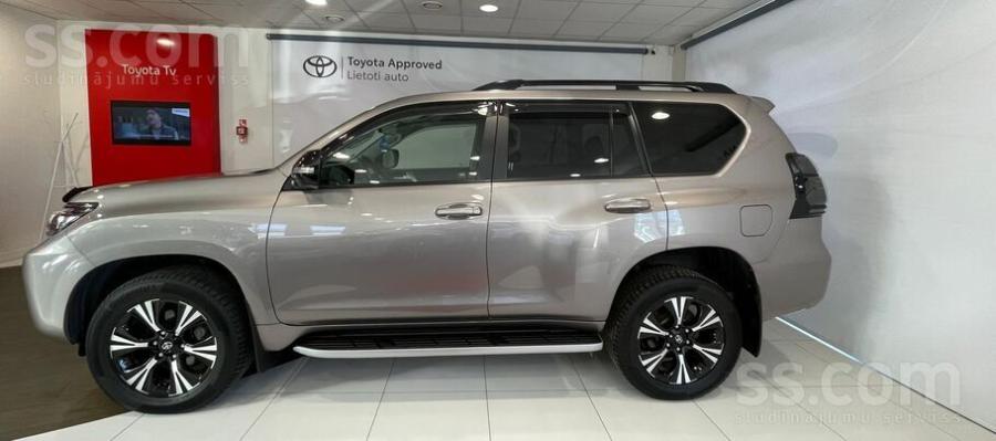Toyota Land Cruiser 2022 Jēkabpils, ar dzinēja tilpumu 2.80 L un nobraukumu 55 tūkst. km par 52990 €, foto 2 vietnē AUTOMOTO.COM.LV