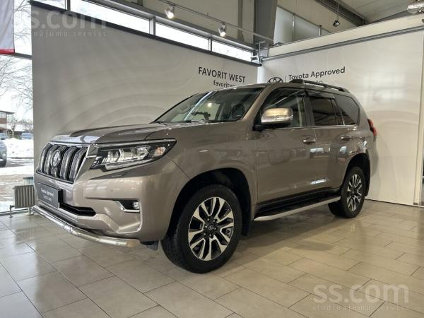 Toyota Land Cruiser 2023 Ventspils, ar dzinēja tilpumu 2.80 L un nobraukumu 65 tūkst. km par 50800 €, foto 1 vietnē AUTOMOTO.COM.LV