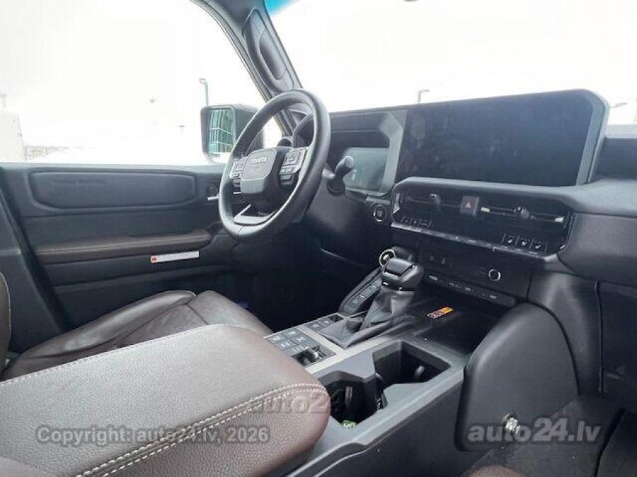 Toyota Land Cruiser 2024 in Tallinn, with an engine capacity of 2.80 L and mileage of 15 thousand km for 84990 €, photo 14 on AUTOMOTO.COM.LV