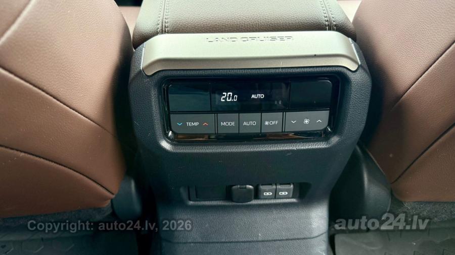 Тойота Ленд Крузер 2024 в Таллин, объемом двигателя 2.80 л и пробегом 51 тыс. км за 71900 €, фото 26 на AUTOMOTO.COM.LV