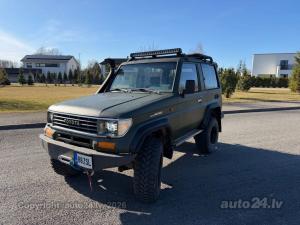 Green Toyota Land Cruiser 1995 in Tallinn, with an engine capacity of 3.00 L and mileage of 326 thousand km for 11999 €, photo 5 on AUTOMOTO.COM.LV