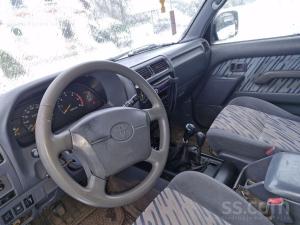 Zaļš Toyota Land Cruiser 1997 Liepāja, ar dzinēja tilpumu 3.00 L un nobraukumu 389 tūkst. km par 5200 €, foto 7 vietnē AUTOMOTO.COM.LV