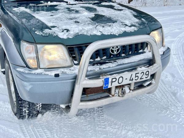 Green Toyota Land Cruiser 1998 in Riga, with an engine capacity of 3.40 L and mileage of 0 thousand km for 6890 €, photo 4 on AUTOMOTO.COM.LV