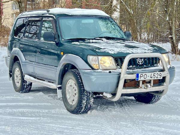 Green Toyota Land Cruiser 1998 in Riga, with an engine capacity of 3.40 L and mileage of 163 thousand km for 6500 €, photo 3 on AUTOMOTO.COM.LV