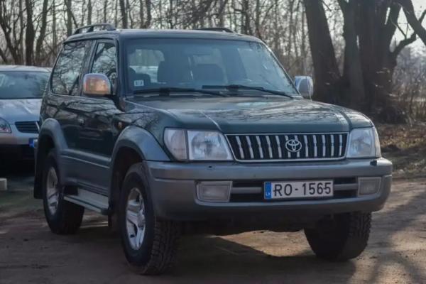 Зеленый Тойота Ленд Крузер 2000 в Гробиня, объемом двигателя 3.00 л и пробегом 450 тыс. км за 6700 €, фото 6 на AUTOMOTO.COM.LV
