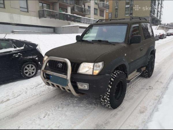Green Toyota Land Cruiser 2001 in Kaunas, with an engine capacity of 3.00 L and mileage of 412 thousand km for 8150 €, photo 4 on AUTOMOTO.COM.LV