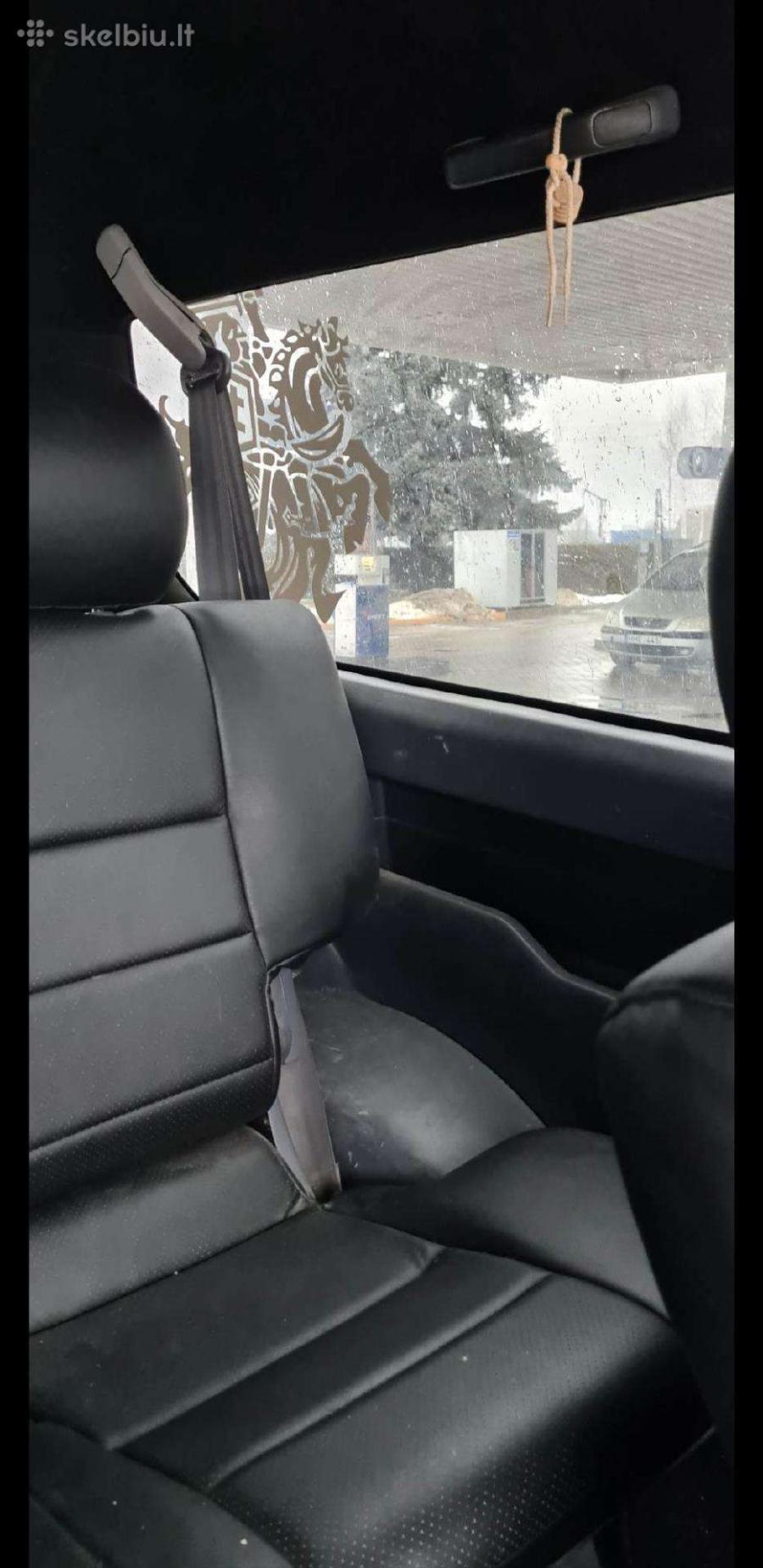 Zaļš Toyota Land Cruiser 2001 Kauņa, ar dzinēja tilpumu 3.00 L un nobraukumu 412 tūkst. km par 8150 €, foto 13 vietnē AUTOMOTO.COM.LV