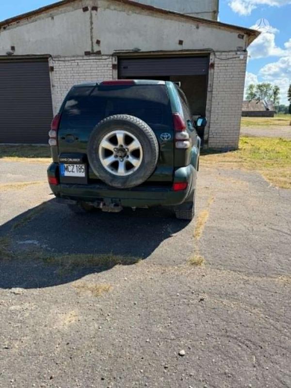 Zaļš Toyota Land Cruiser 2003 Pasvalys, ar dzinēja tilpumu 2.98 L un nobraukumu 344 tūkst. km par 5000 €, foto 6 vietnē AUTOMOTO.COM.LV