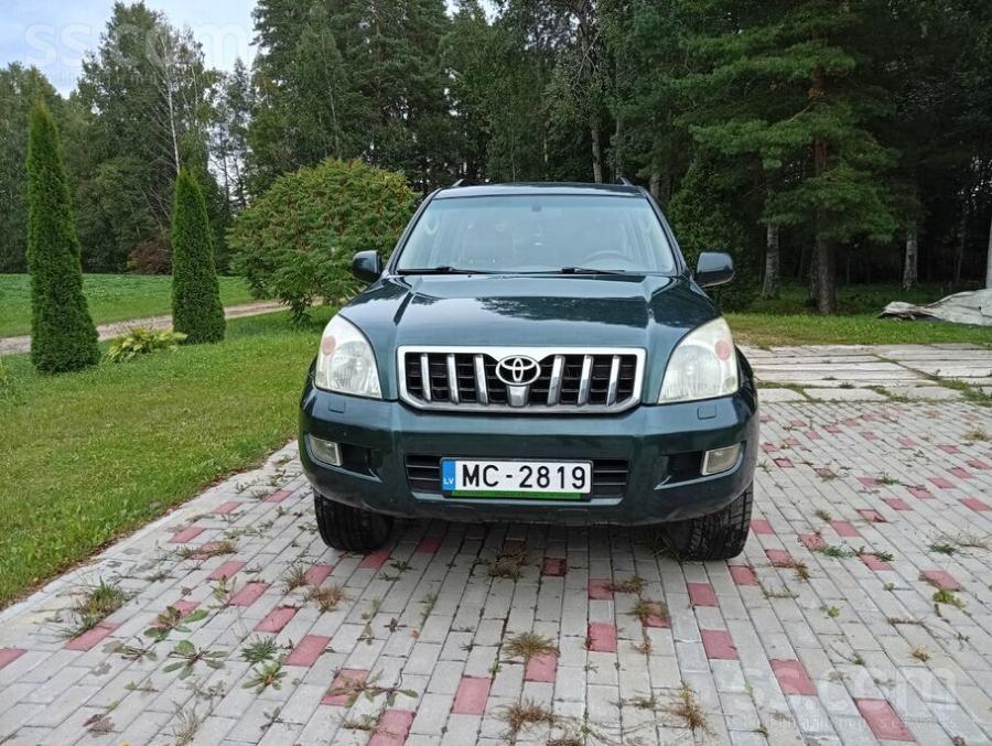 Zaļš Toyota Land Cruiser 2004 Jēkabpils, ar dzinēja tilpumu 3.00 L un nobraukumu 378 tūkst. km par 6900 €, foto 3 vietnē AUTOMOTO.COM.LV