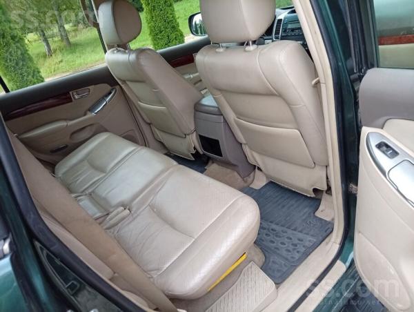 Green Toyota Land Cruiser 2004 in Jekabpils, with an engine capacity of 3.00 L and mileage of 378 thousand km for 6900 €, photo 10 on AUTOMOTO.COM.LV