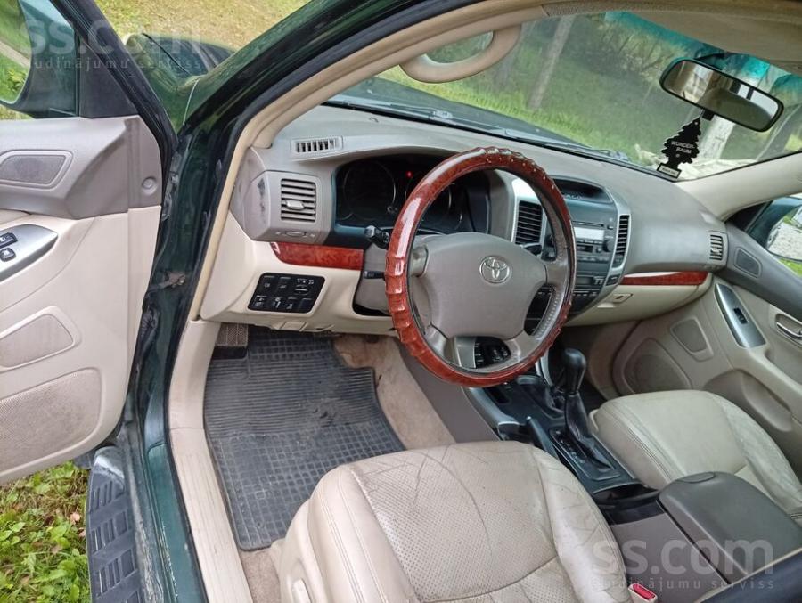 Zaļš Toyota Land Cruiser 2004 Jēkabpils, ar dzinēja tilpumu 3.00 L un nobraukumu 378 tūkst. km par 6900 €, foto 14 vietnē AUTOMOTO.COM.LV
