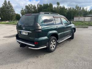 Zaļš Toyota Land Cruiser 2006 Rīga, ar dzinēja tilpumu 3.00 L un nobraukumu 442 tūkst. km par 8500 €, foto 5 vietnē AUTOMOTO.COM.LV