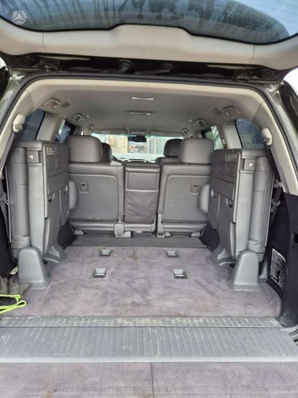 Zaļš Toyota Land Cruiser 2008 Alīta, ar dzinēja tilpumu 4.46 L un nobraukumu 284 tūkst. km par 22999 €, foto 7 vietnē AUTOMOTO.COM.LV