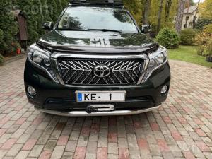 Green Toyota Land Cruiser 2014 in Riga, with an engine capacity of 3.00 L and mileage of 111 thousand km for 29700 €, photo 15 on AUTOMOTO.COM.LV