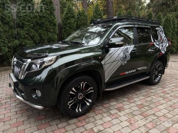Toyota Land Cruiser 2014 Rīga vietnē Zaļš Toyota Land Cruiser 2014 Rīga, ar dzinēja tilpumu 3.00 L un nobraukumu 112 tūkst. km par 29700 €, foto 11 vietnē AUTOMOTO.COM.LV
