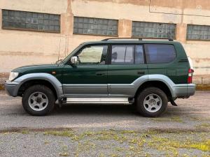 Green Toyota Land Cruiser 1998 in Tartu, with an engine capacity of 3.38 L and mileage of 355 thousand km for 4500 €, photo 6 on AUTOMOTO.COM.LV