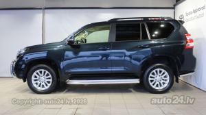 Zaļš Toyota Land Cruiser 2017 Tallina, ar dzinēja tilpumu 2.80 L un nobraukumu 126 tūkst. km par 33490 €, foto 3 vietnē AUTOMOTO.COM.LV