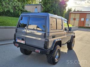 Grey Toyota Land Cruiser 1989 in Jekabpils, with an engine capacity of 3.00 L and mileage of 0 thousand km for 16490 €, photo 8 on AUTOMOTO.COM.LV