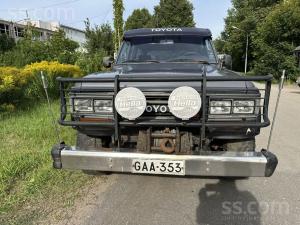 Серый Тойота Ленд Крузер 1991 в Рига, объемом двигателя 4.00 л и пробегом 541 тыс. км за 10000 €, фото 4 на AUTOMOTO.COM.LV