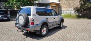 Pelēks Toyota Land Cruiser 1997 Rīga, ar dzinēja tilpumu 3.40 L un nobraukumu 331 tūkst. km par 6000 €, foto 3 vietnē AUTOMOTO.COM.LV